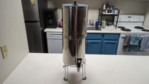 5 Best Berkey Water Filter Alternatives (July 2023)