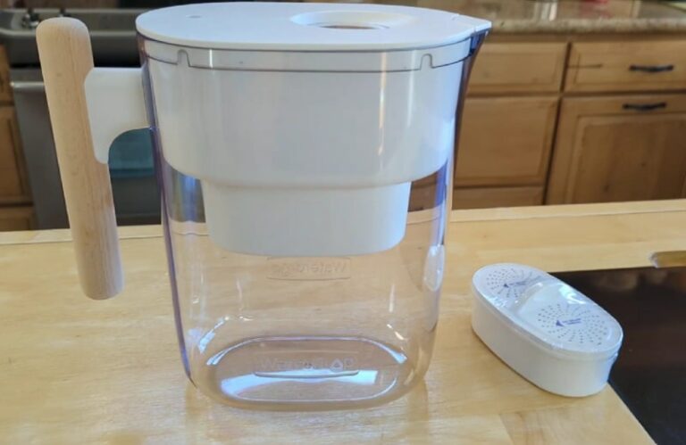 Waterdrop vs Clearly Filtered: Pitchers Objectively Compared